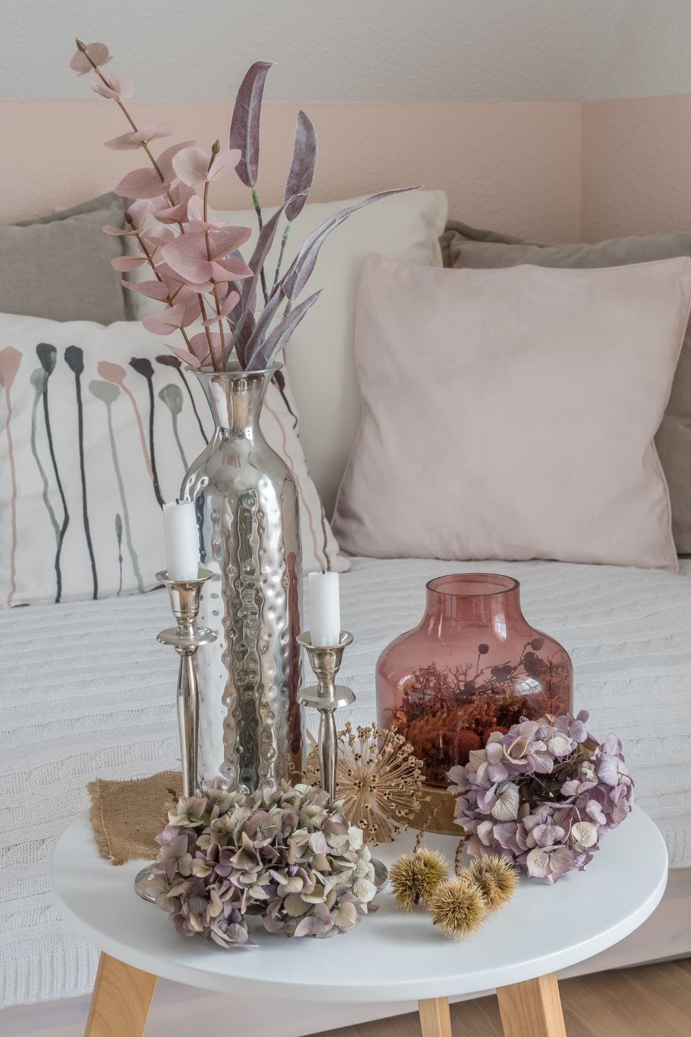 14 Beautiful Accent Decor Vases for a Sophisticated Home
