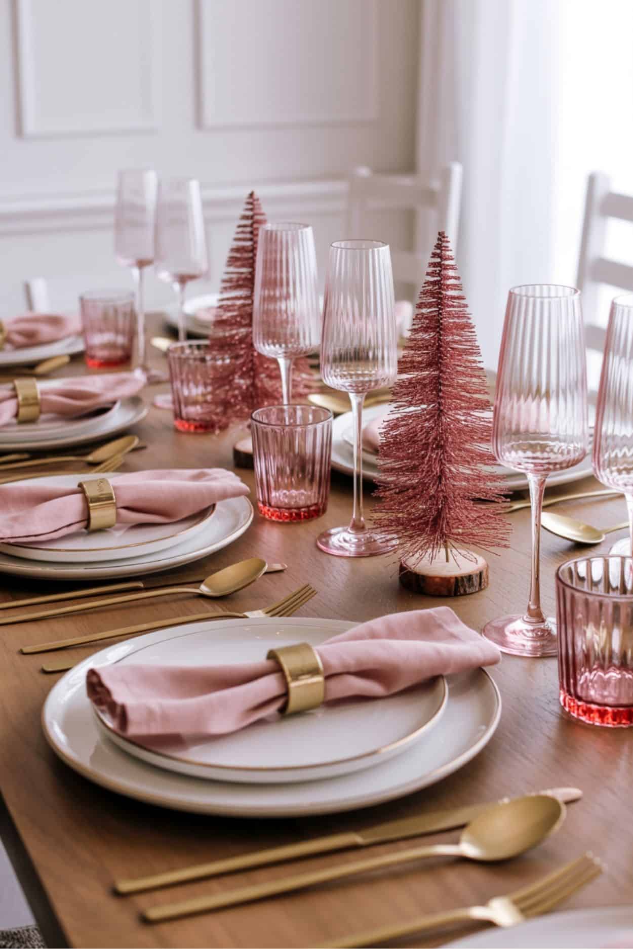 Charming Pink Christmas Ideas That Are Just Too Cute to Miss
