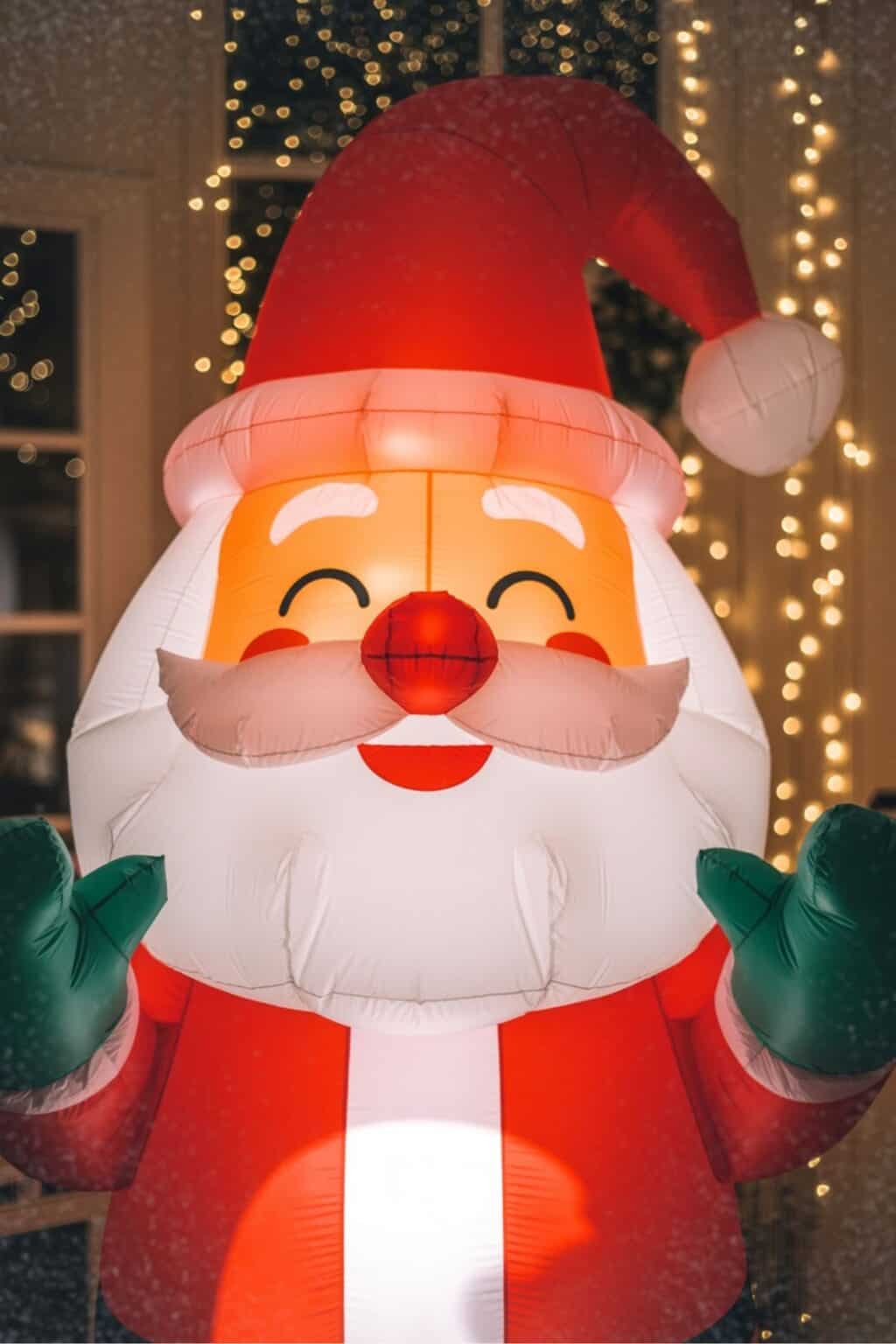 24 Outdoor Christmas Decorations That Bring Holiday Cheer